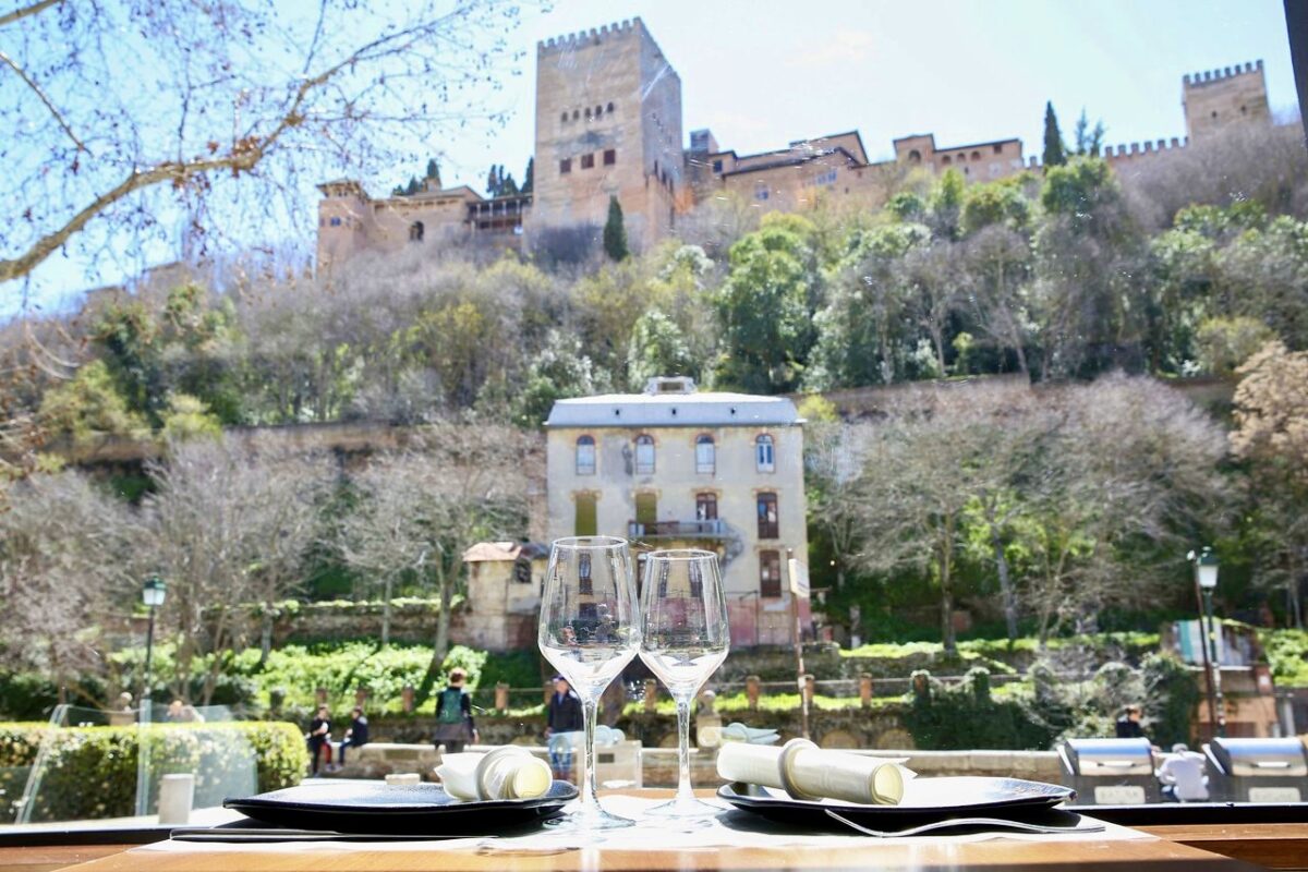 Granada day tour - MV Signature Tours Marbella